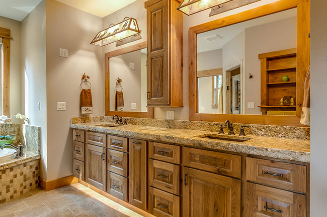 Custom Bathroom Cabinets Can Elevate Your Space and Provide Enhanced ...